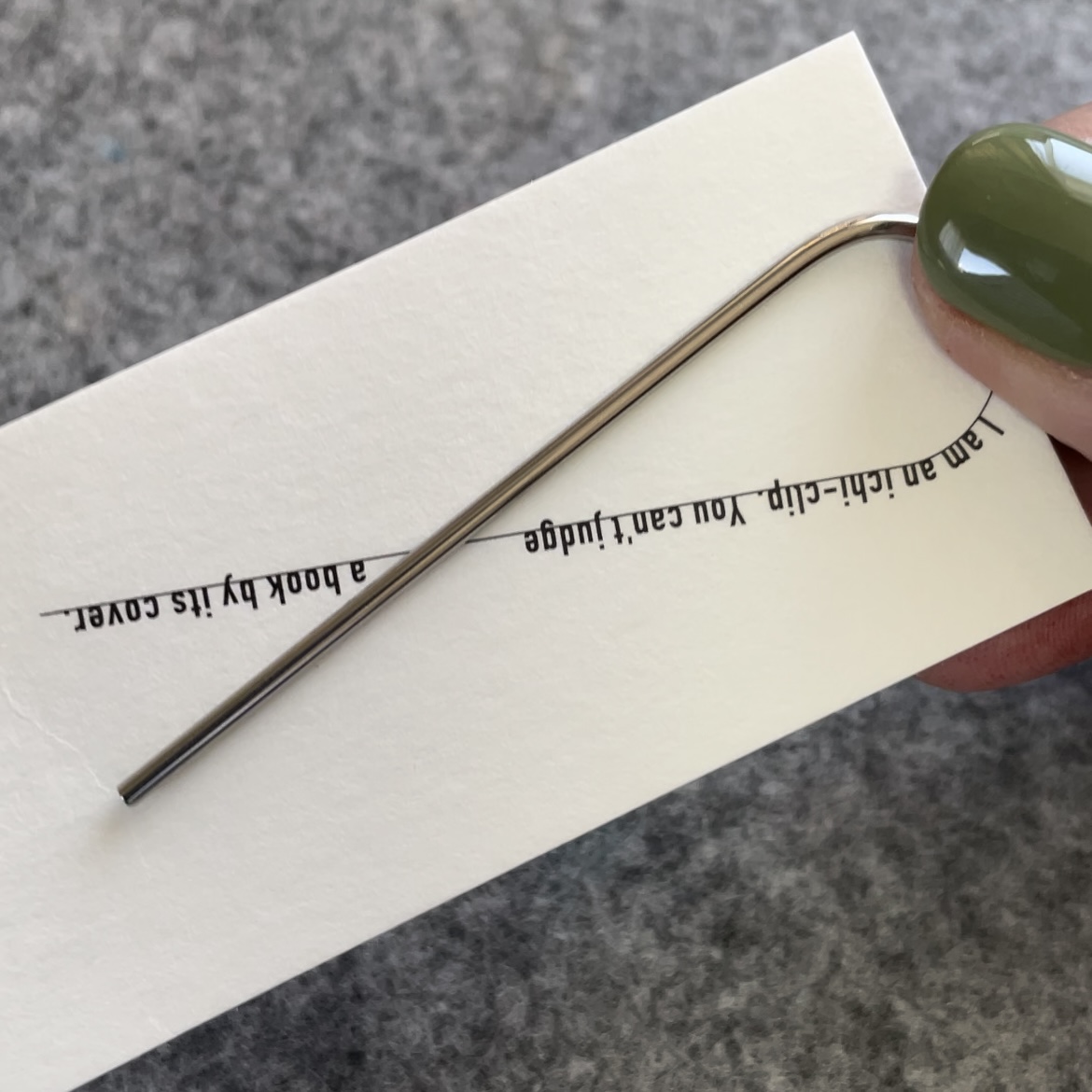 小さくても力持ち！コピー用紙100枚を閉じることができるシンプルクリップ【ICHI-CLIP】 - 神戸エコール